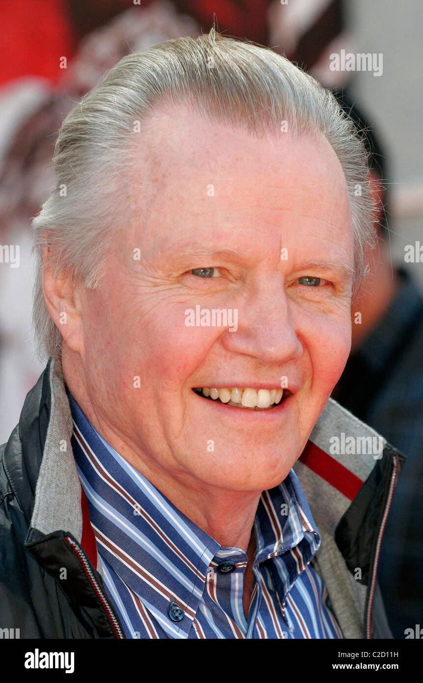 John Voight 'The Game Plan' - world premiere held at El Capitan Theatre ...