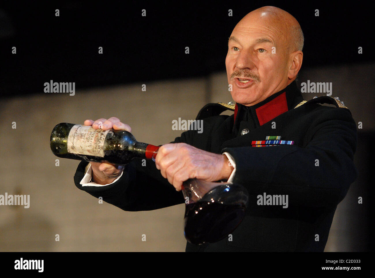 Patrick stewart and macbeth hi-res stock photography and images - Alamy