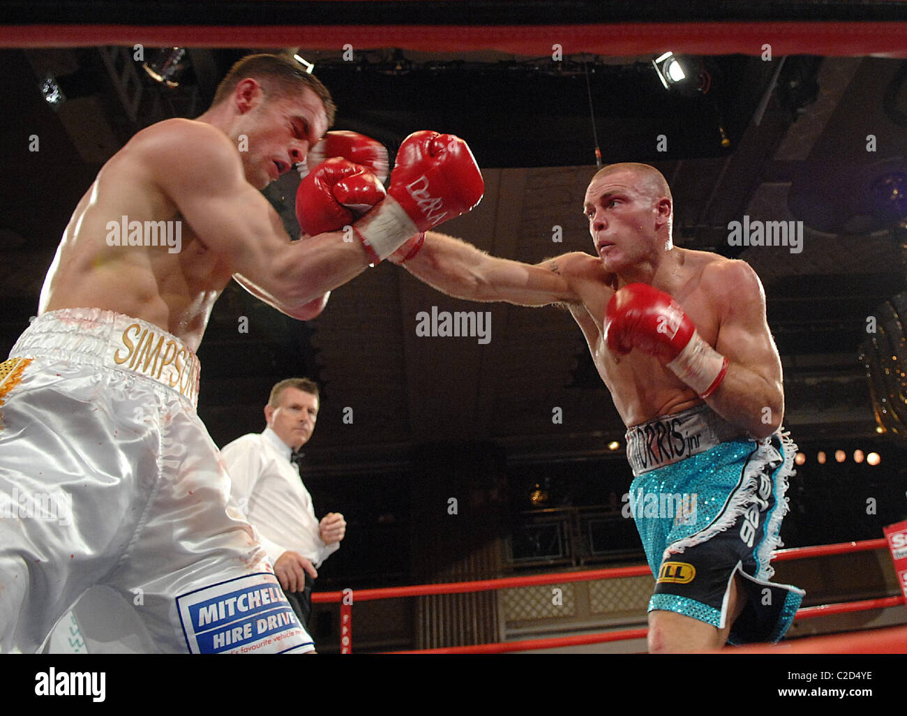 John Simpson (white, winner) vs Andy Morris (blue) - British ...