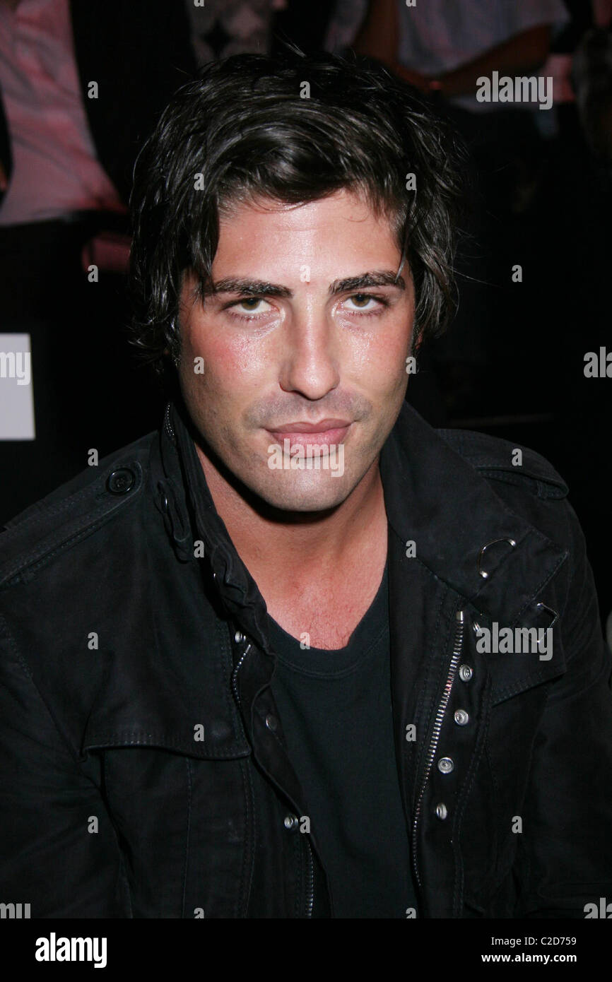 Brandon Davis Mercedes-Benz Fashion Week New York Spring 2008 at Bryant ...