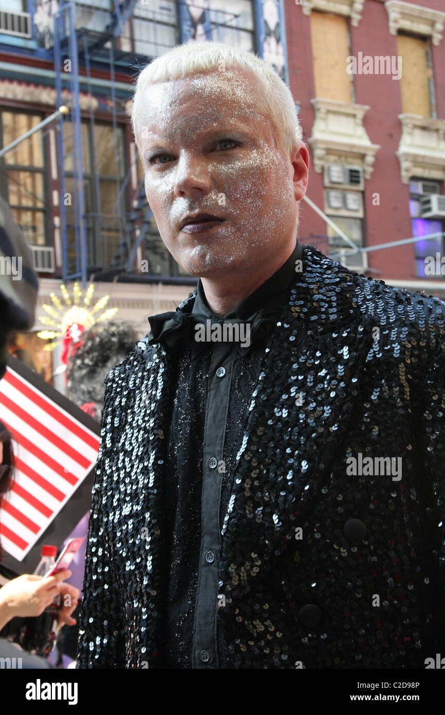 The Art Parade 2007 presented by Deitch Projects, Creative Time and ...