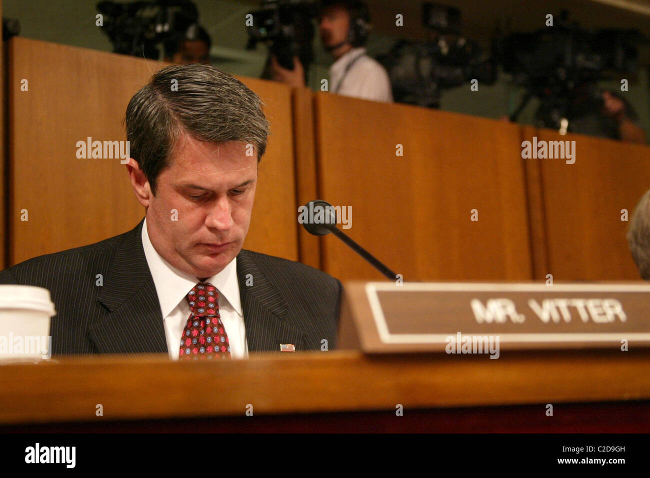 Sen. David Vitter General David Petraeus and Ambassador Ryan Crocker ...