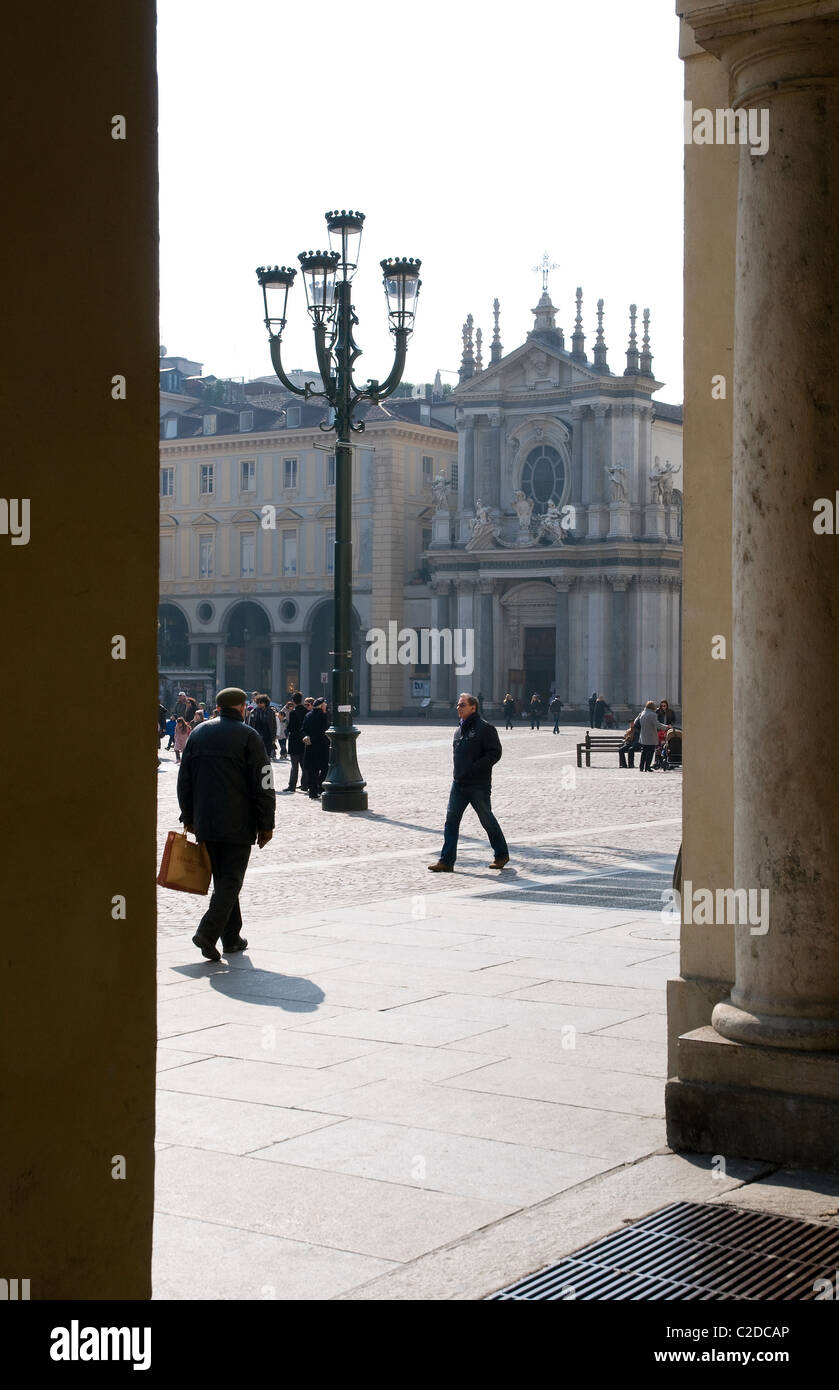 Walking turin hi-res stock photography and images - Alamy