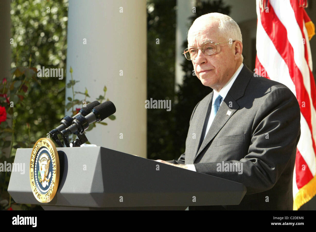 Judge Michael Mukasey US President George W Bush nominates Retired ...