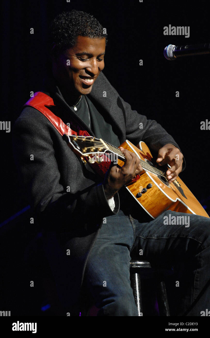 Kenneth edmonds aka babyface hi-res stock photography and images - Alamy