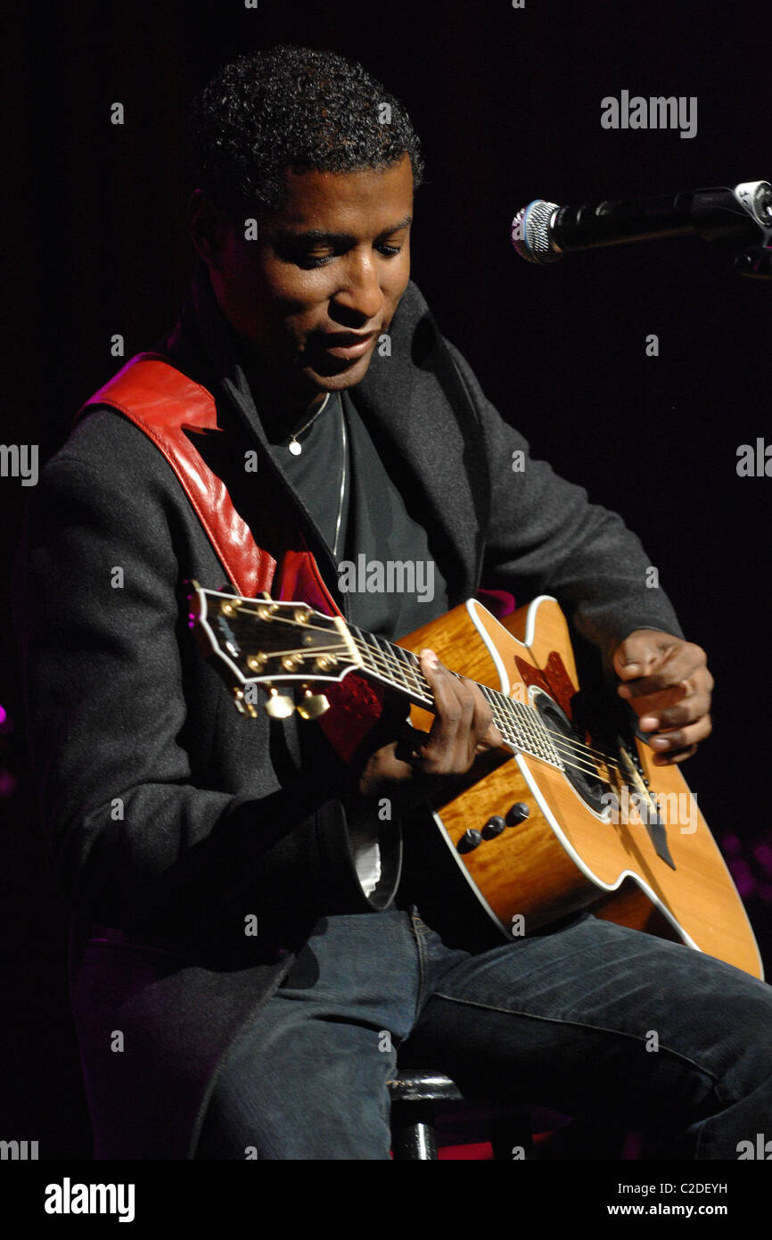 Kenneth edmonds aka babyface hi-res stock photography and images - Alamy