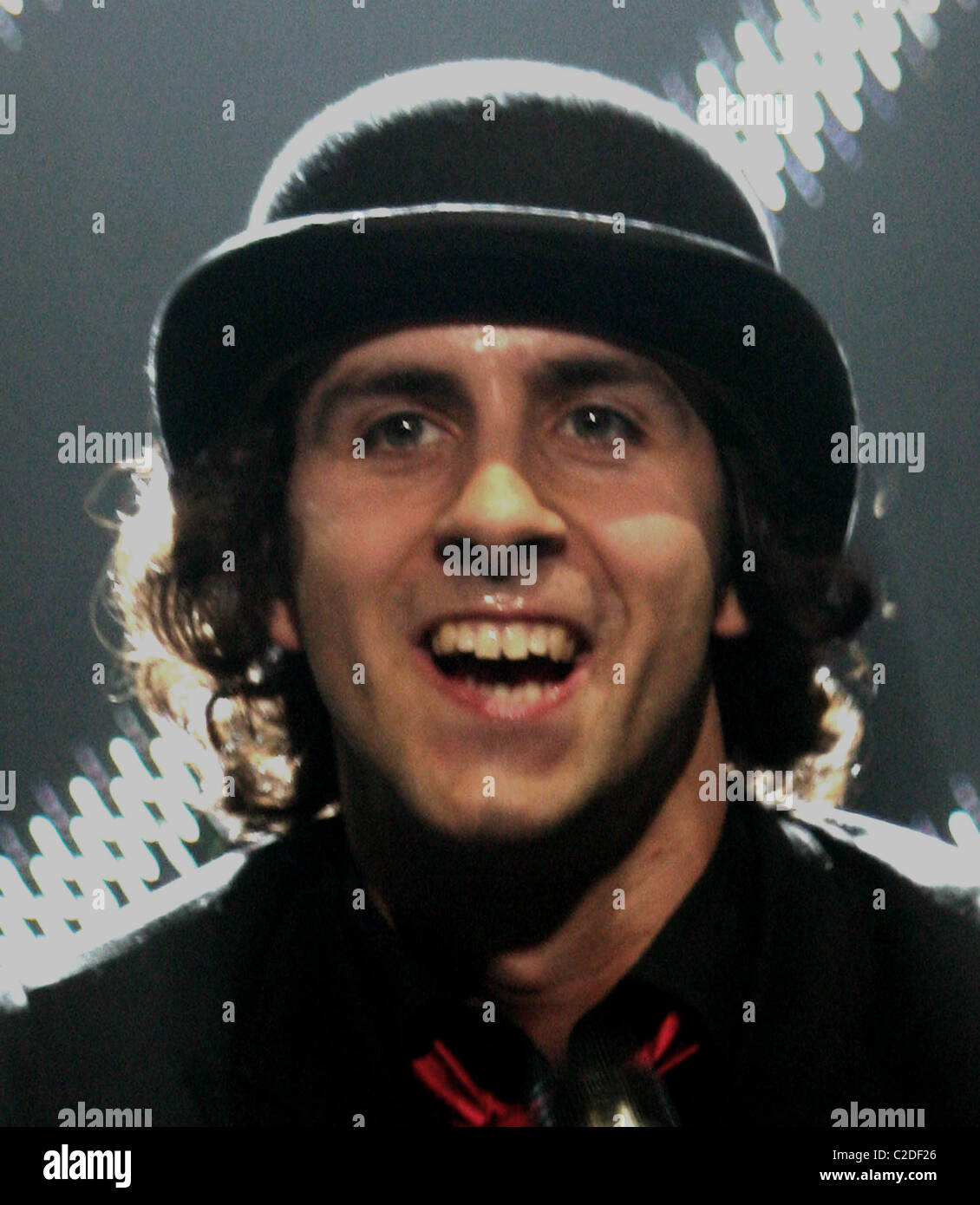 Paul Smith Maximo Park sold out concert at the Manchester Apollo ...