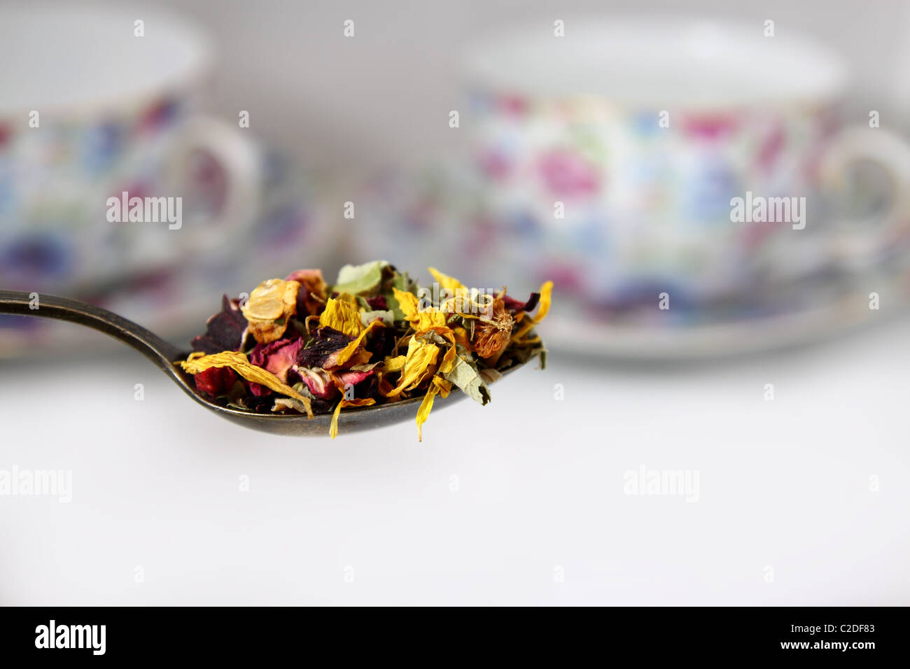 leaf tea ready to brew Stock Photo - Alamy