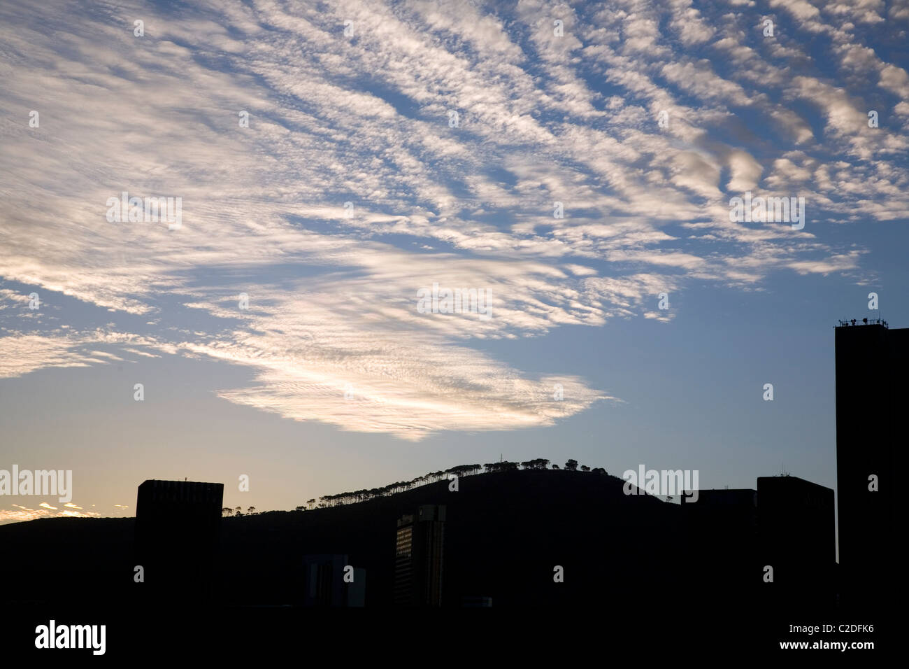Signal hill silhouette hi-res stock photography and images - Alamy