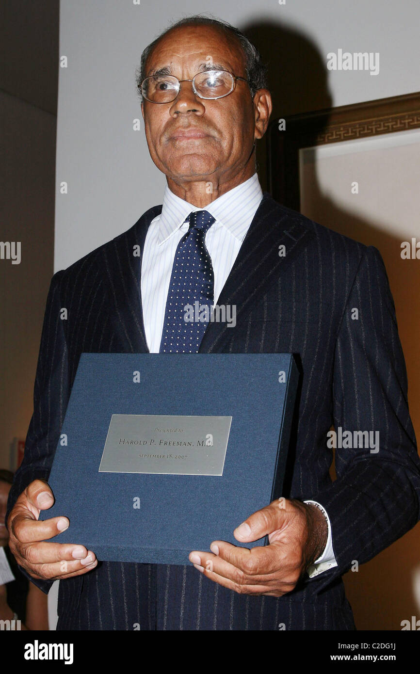 Dr harold freeman hi-res stock photography and images - Alamy