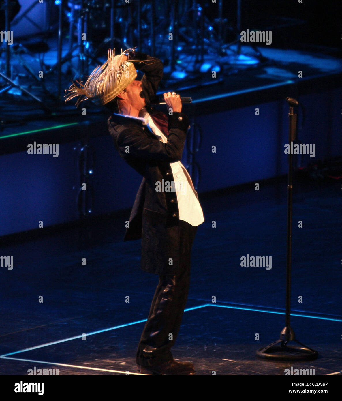 Marc Anthony Jennifer Lopez and Marc Anthony performing live on their ...