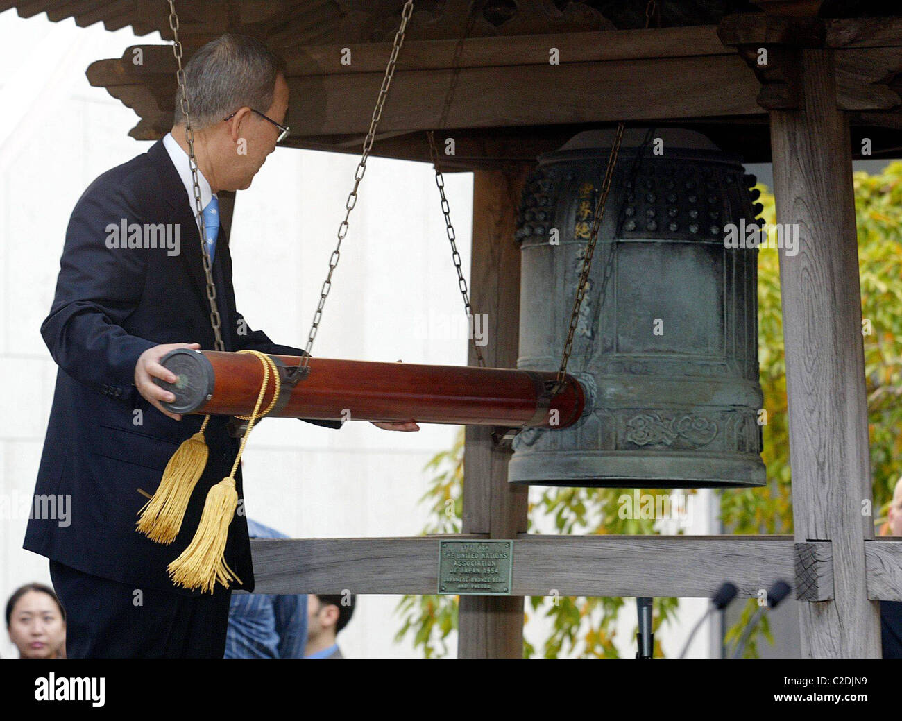 UN Secretary-General Ban Ki Moon The Peace Bell Ceremony on the ...