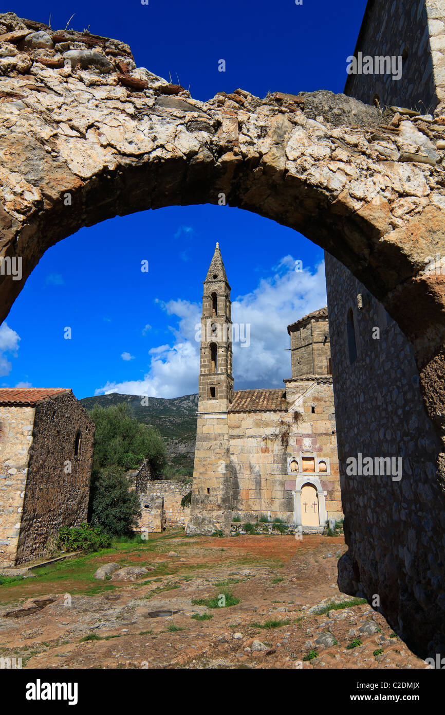 Medieval arc hi-res stock photography and images - Alamy