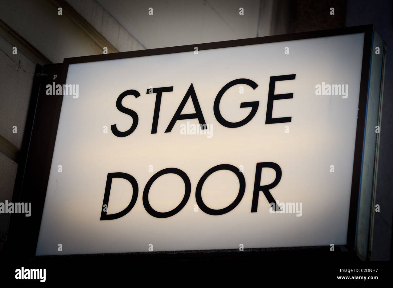 Stage door sign hi-res stock photography and images - Alamy