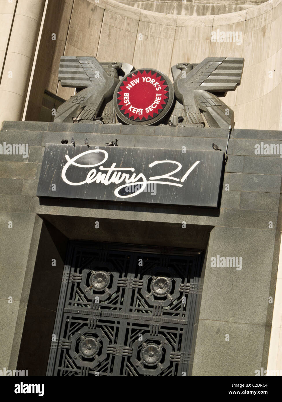 Century 21 new york hi-res stock photography and images - Alamy