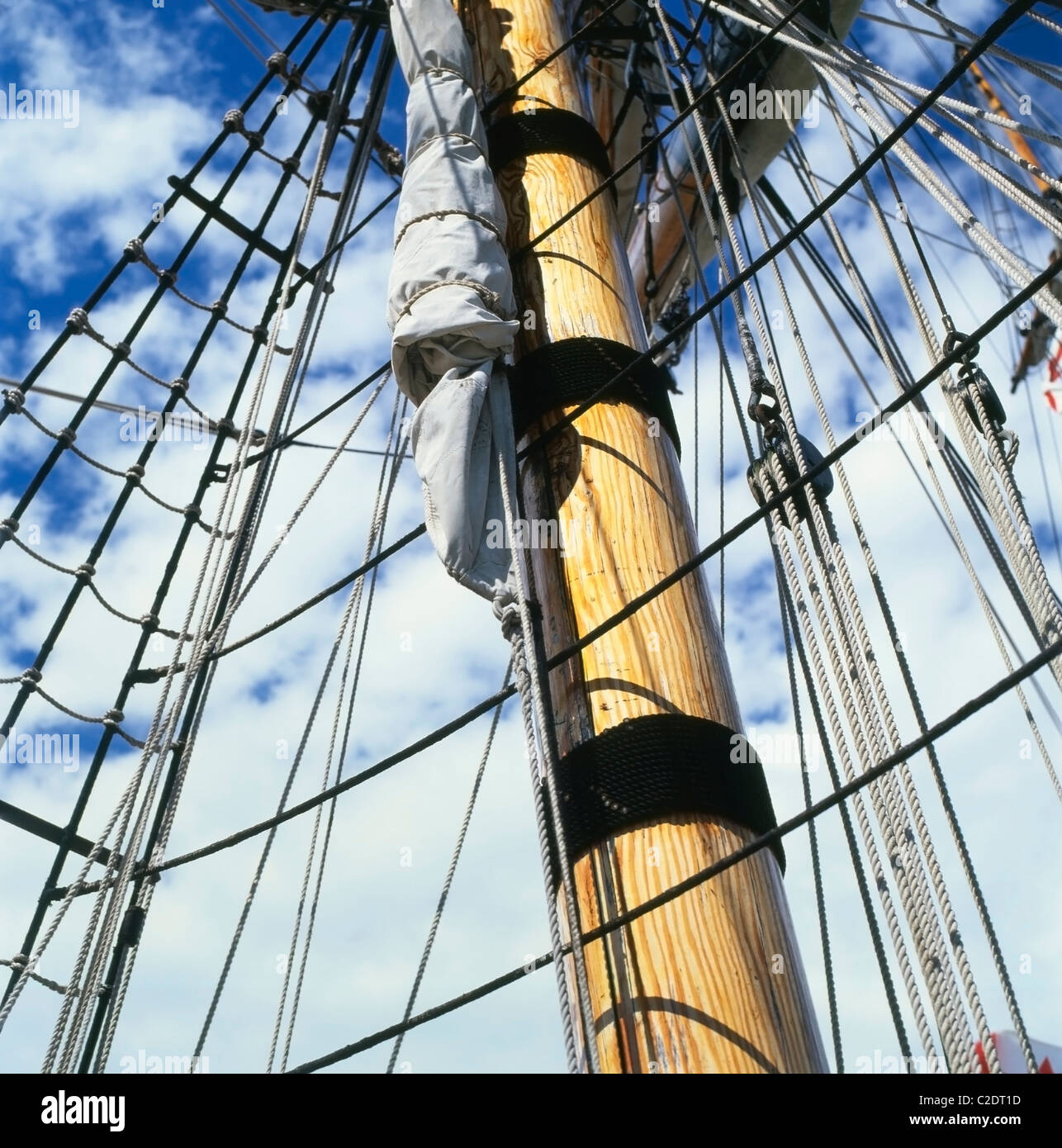 Sailing ship rigging masts shrouds hi-res stock photography and images ...