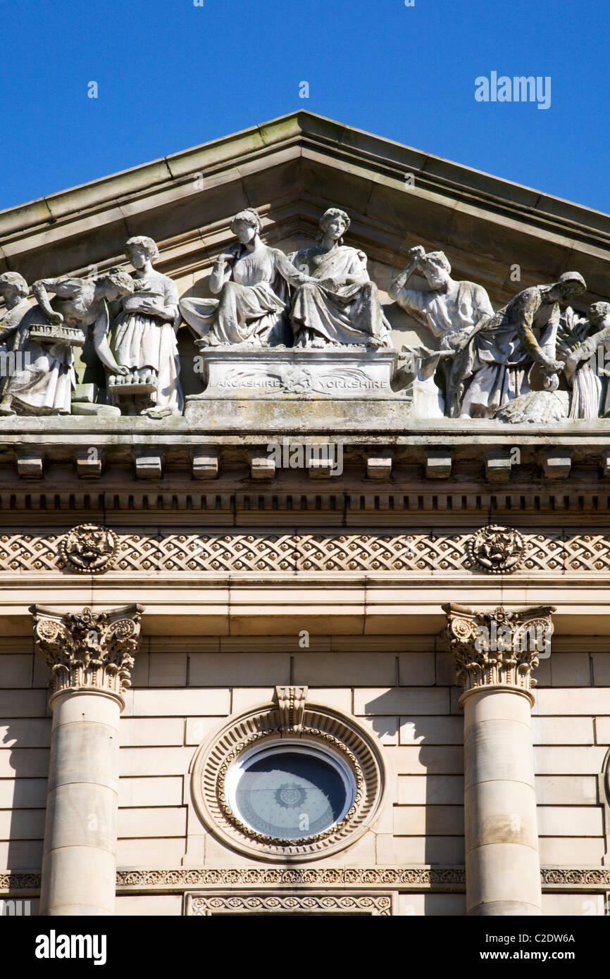 Todmorden town hall hi-res stock photography and images - Alamy
