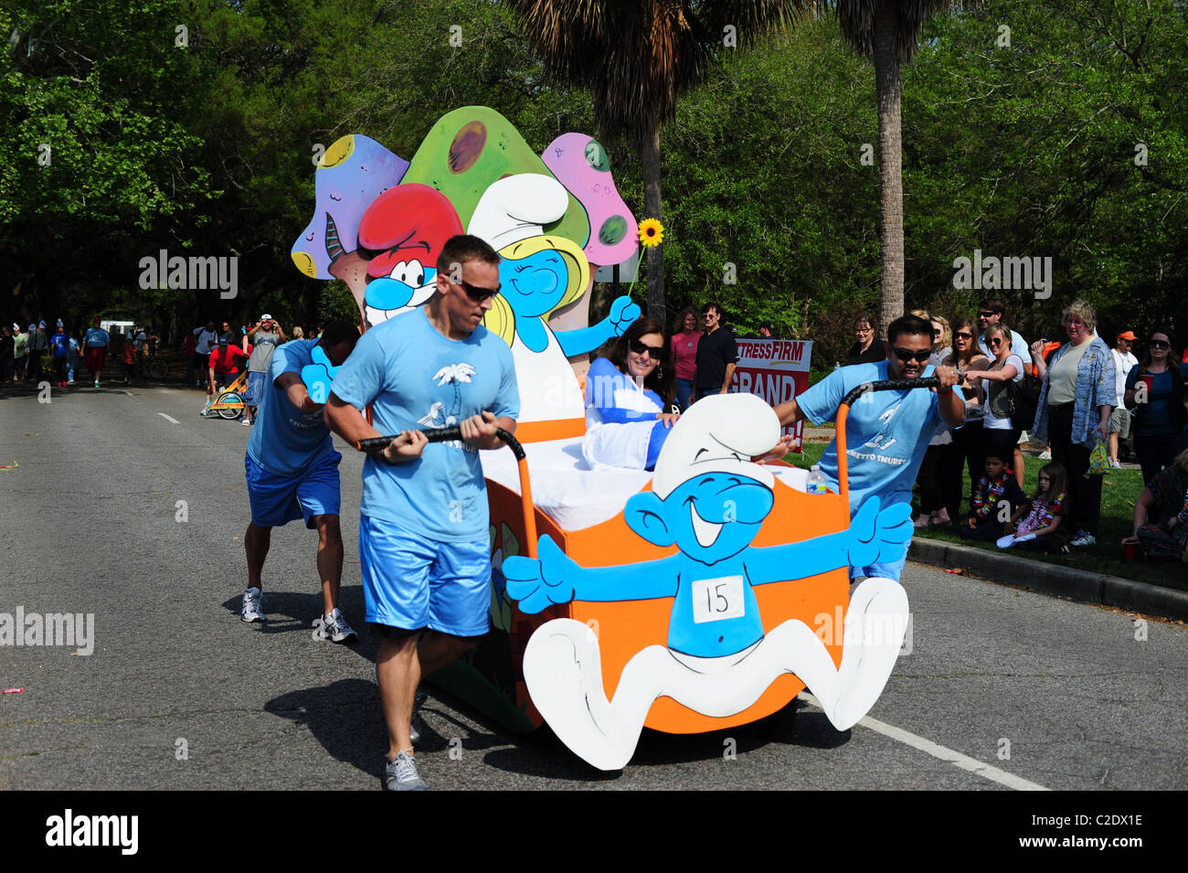 Bed Racer heading toward finish line Stock Photo - Alamy