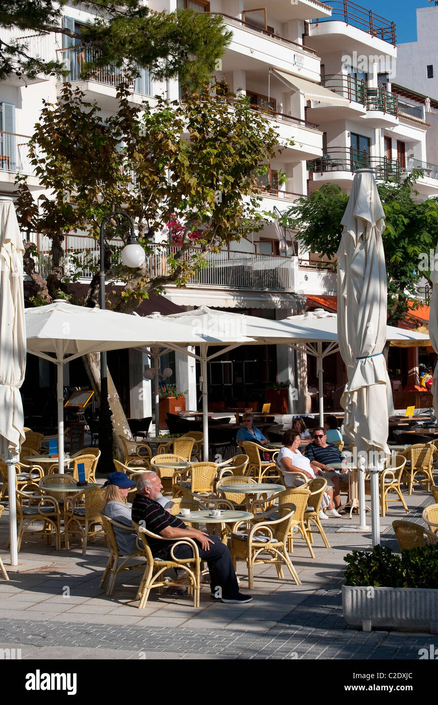 Pretty spanish cafe hi-res stock photography and images - Alamy