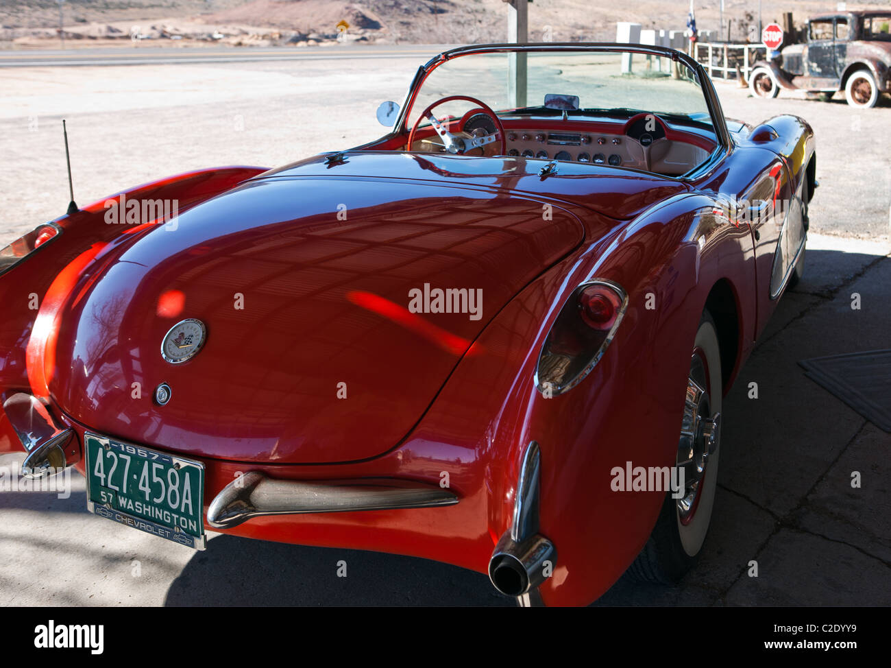 USA, Arizona, Route 66, old cars in the Mack Berry general store Stock ...