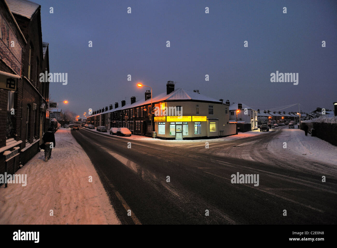 Cold and damp hi-res stock photography and images - Alamy