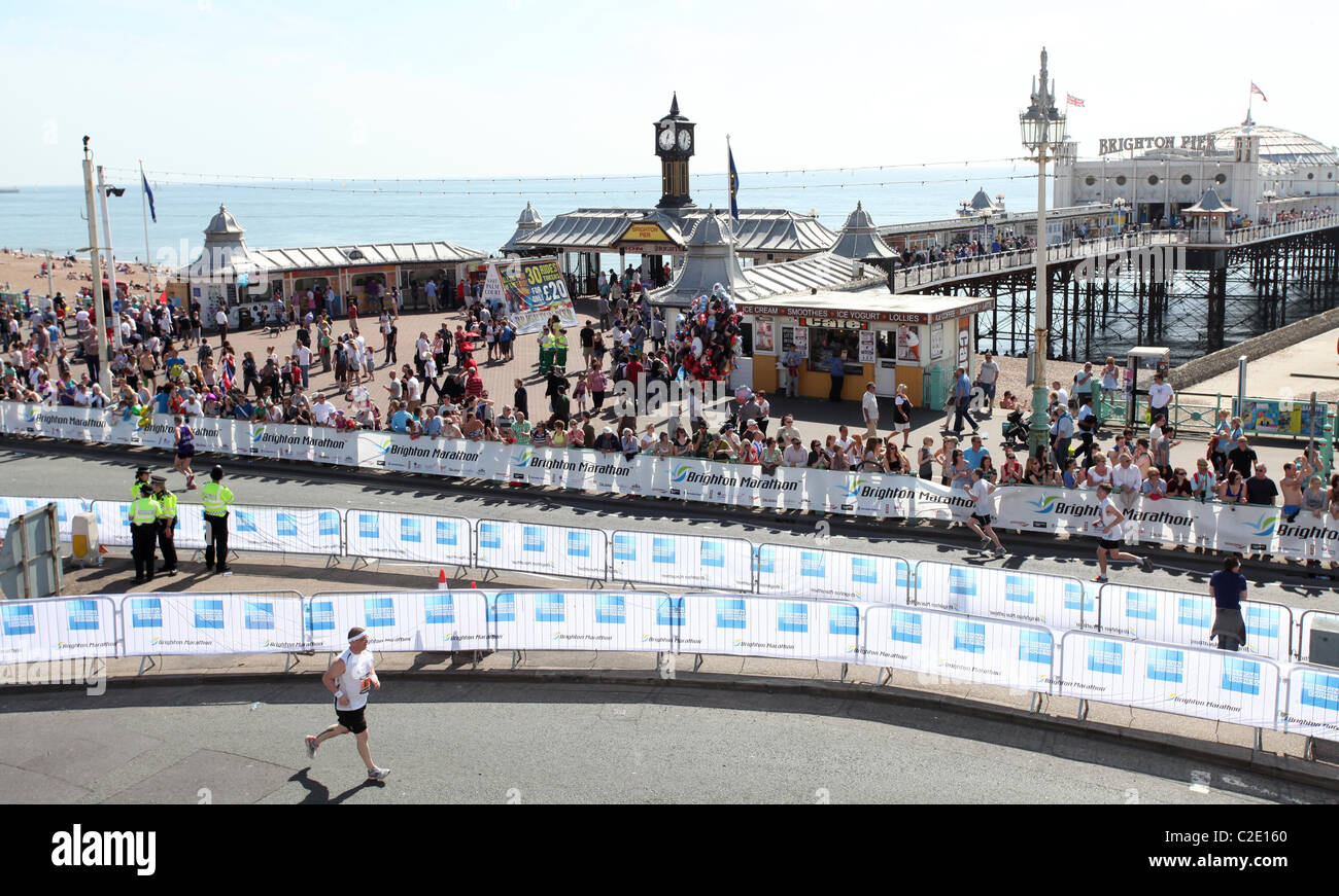 Seaside marathon hi-res stock photography and images - Alamy