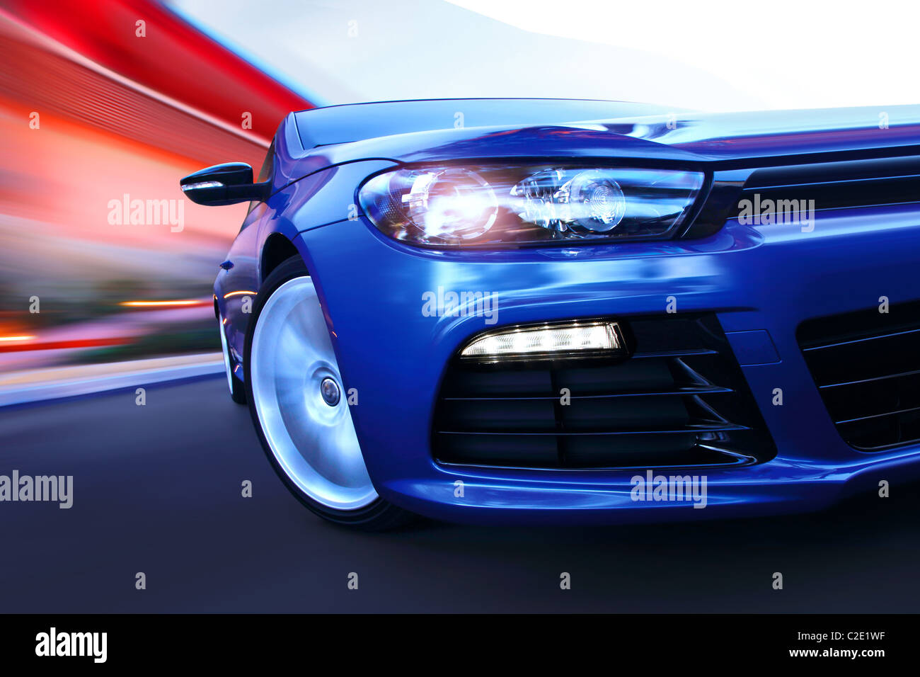 Car turning into side street hi-res stock photography and images - Alamy