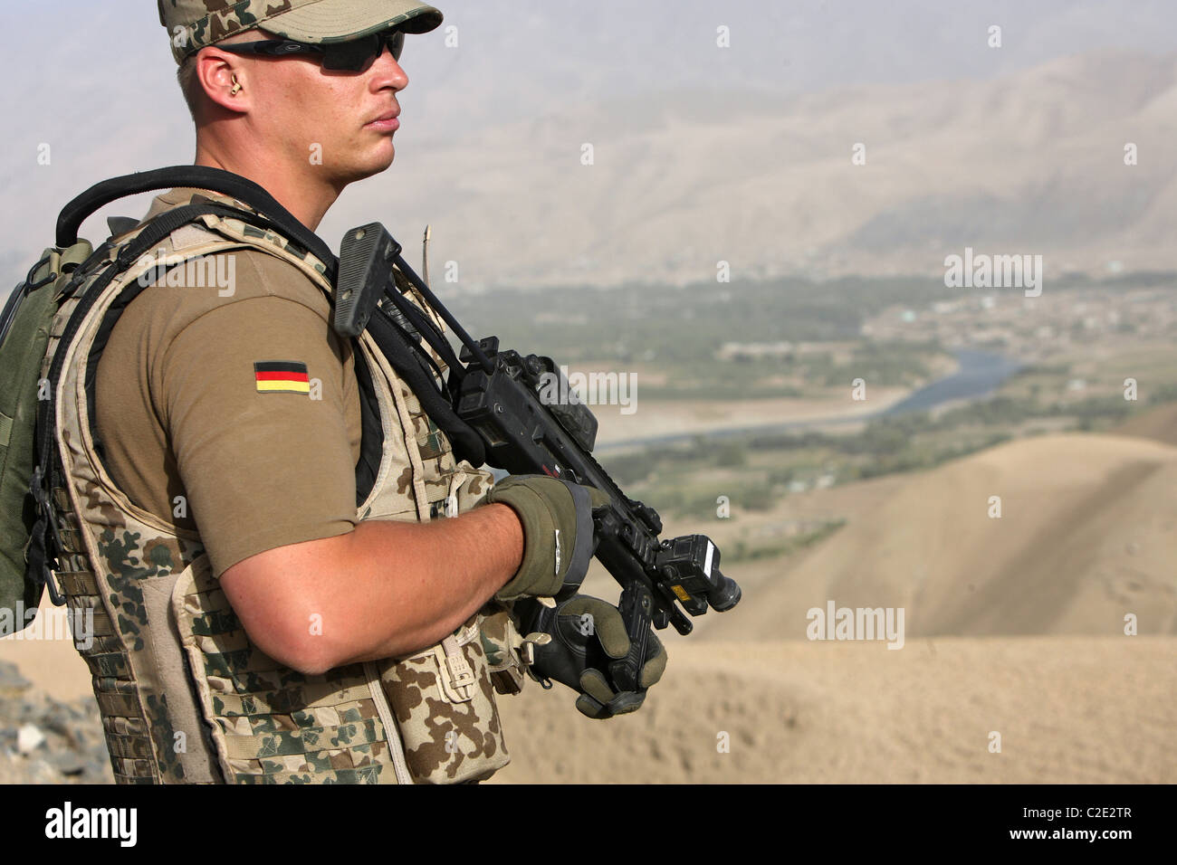 A Bundeswehr soldier of the ISAF patrol, Feyzabad, Afghanistan Stock ...