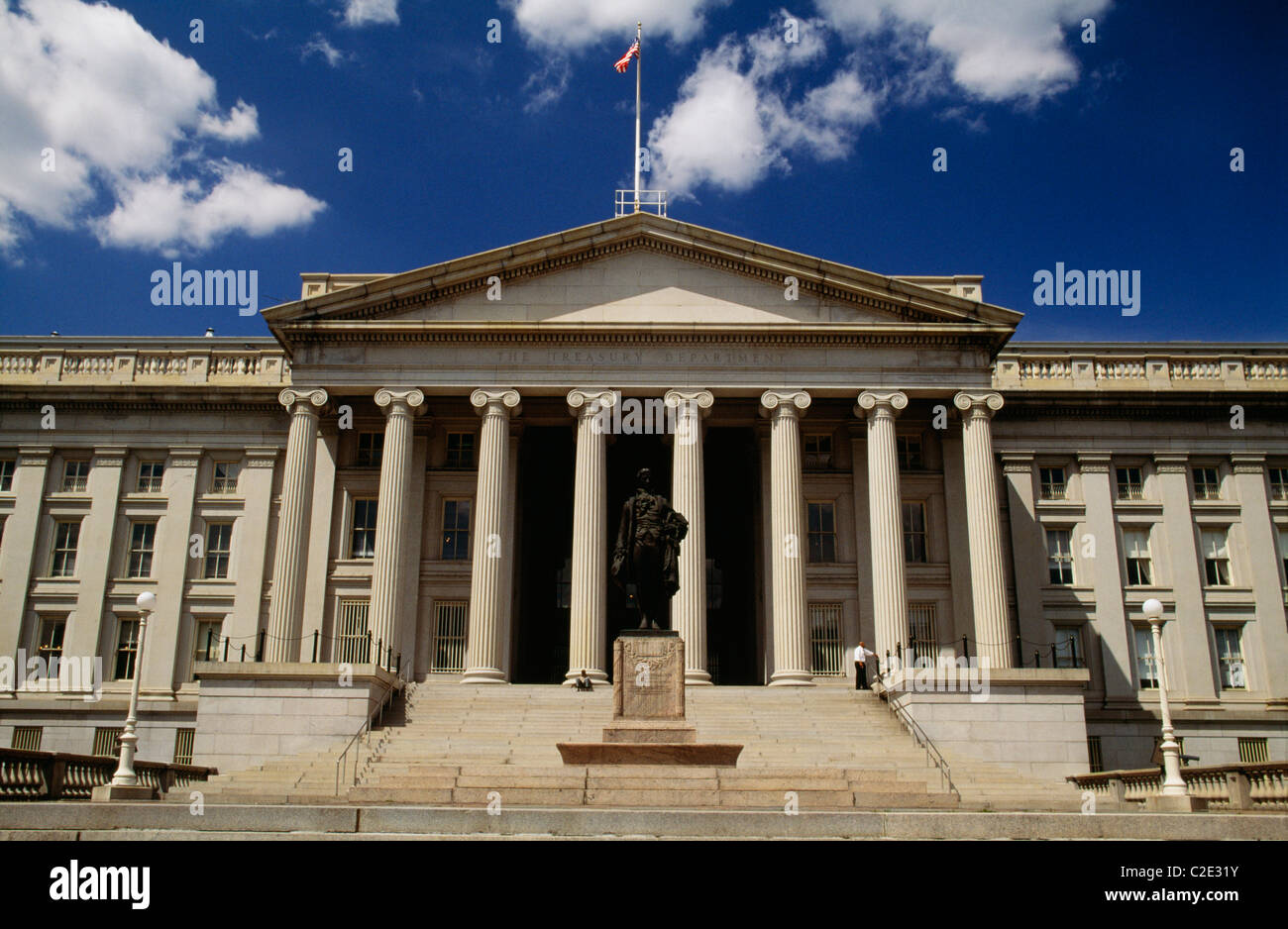 Us treasury building people hi-res stock photography and images - Alamy
