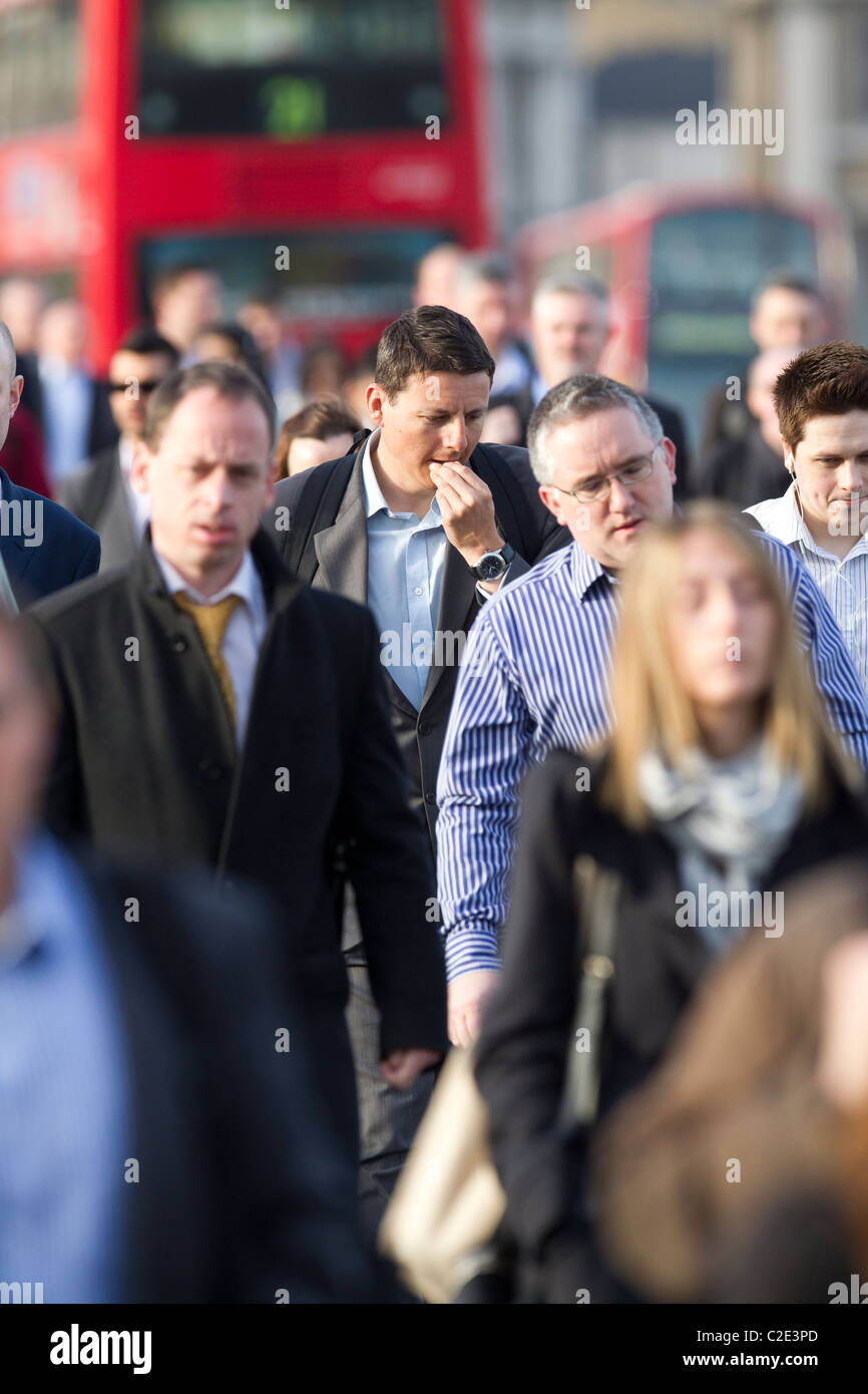 Commuters in rush hour, London Bridge, England, UK. Photo:Jeff Gilbert ...