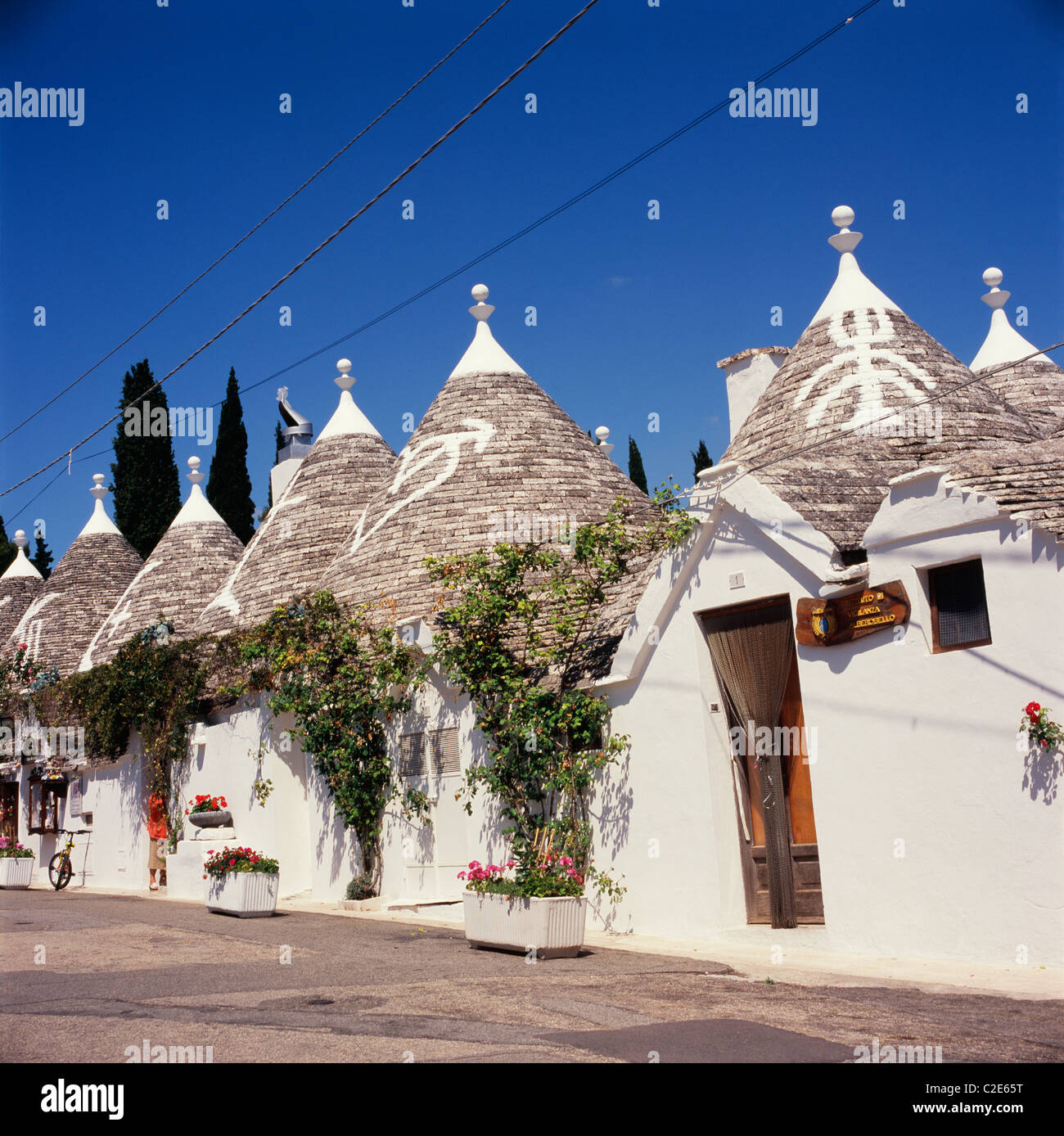 Alberobello life hi-res stock photography and images - Alamy