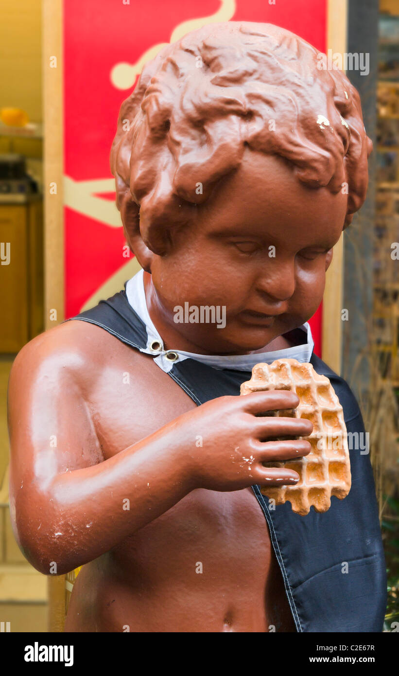 Brussels waffle hi-res stock photography and images - Alamy