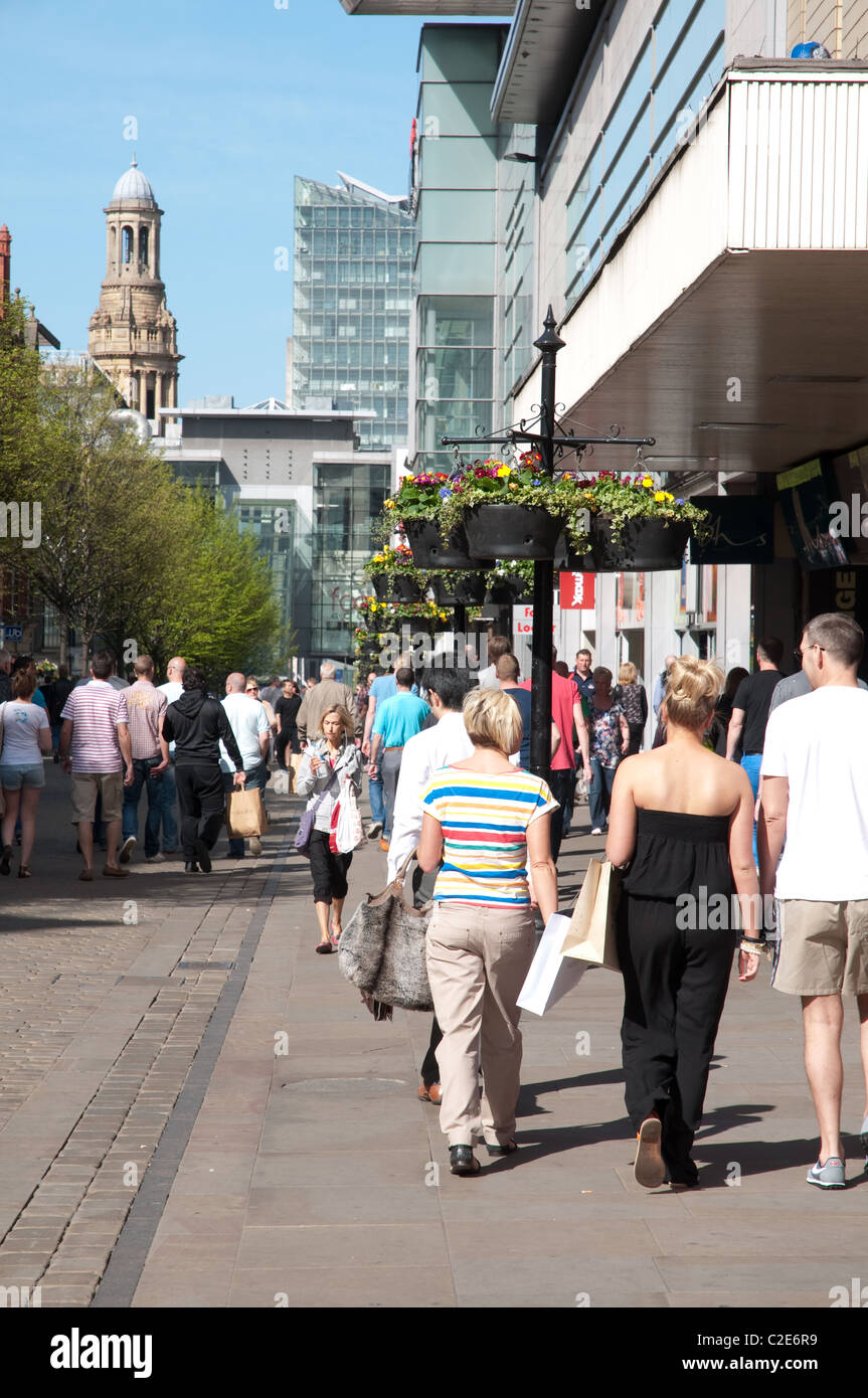 Shoppers Market Street, Manchester city centre Stock Photo - Alamy