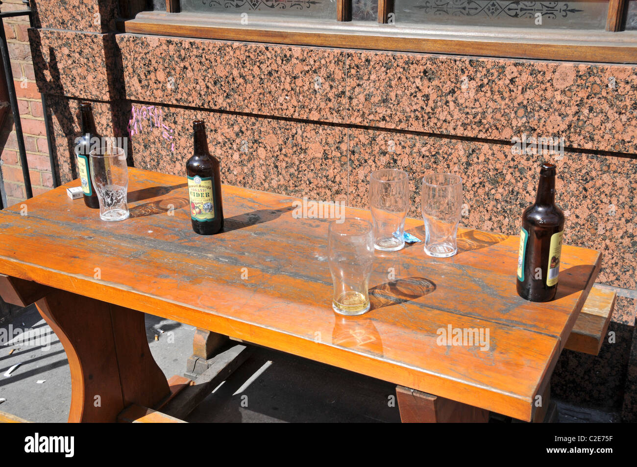 Samuel Smith's Organic Cider three bottles empty pint glasses marlboro ...