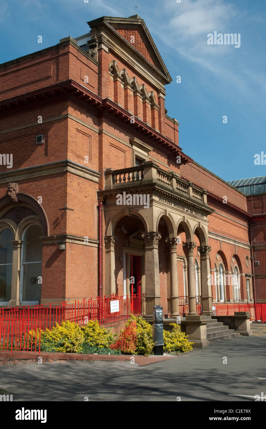 Salford museum hi-res stock photography and images - Alamy
