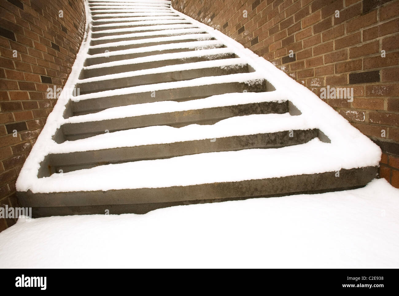 Snow angles hi-res stock photography and images - Alamy