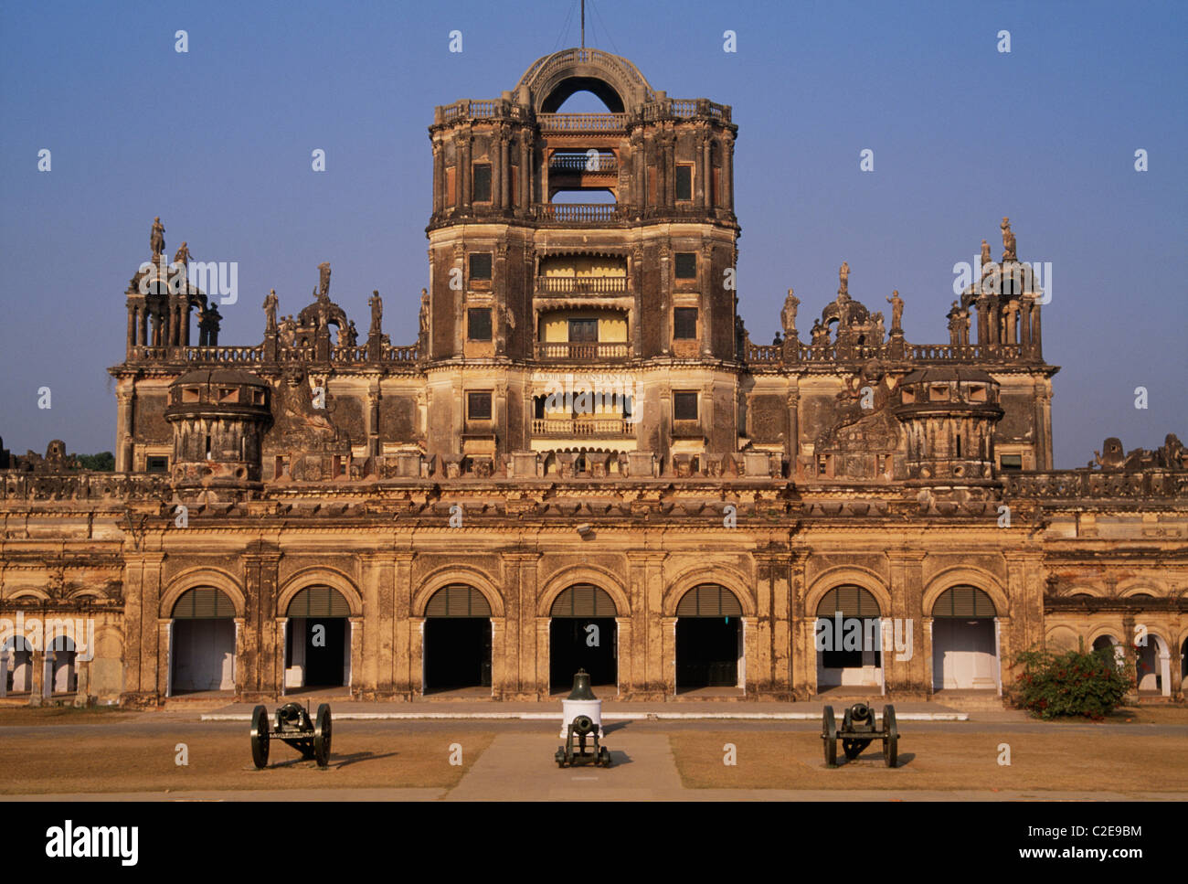 Lucknow shot hi-res stock photography and images - Alamy