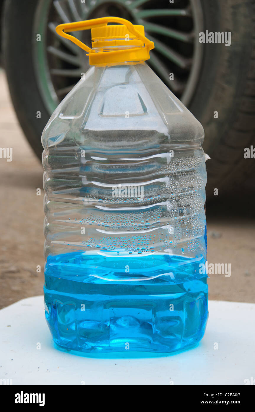 Blank container hi-res stock photography and images - Alamy