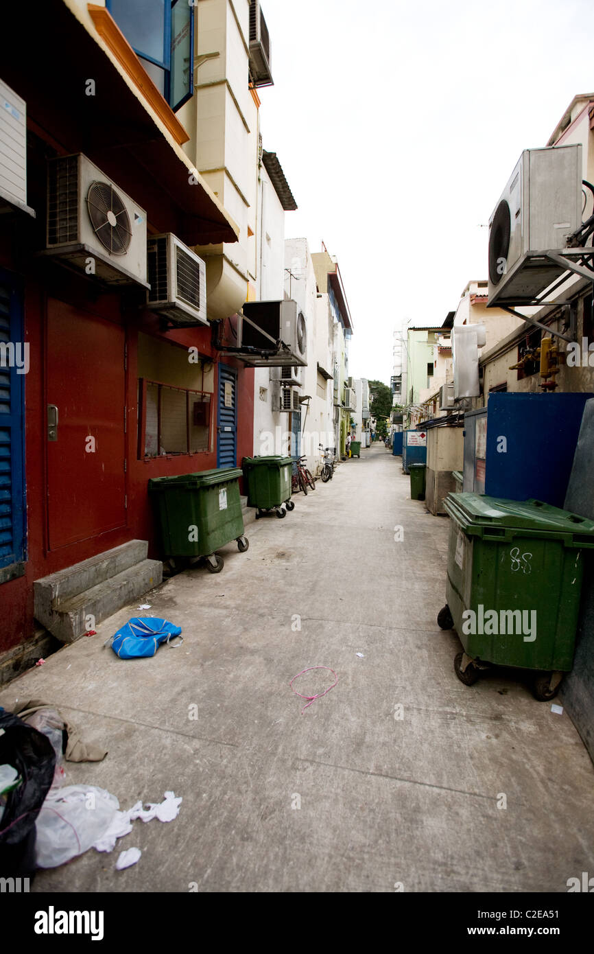 Seedy alley hi-res stock photography and images - Alamy