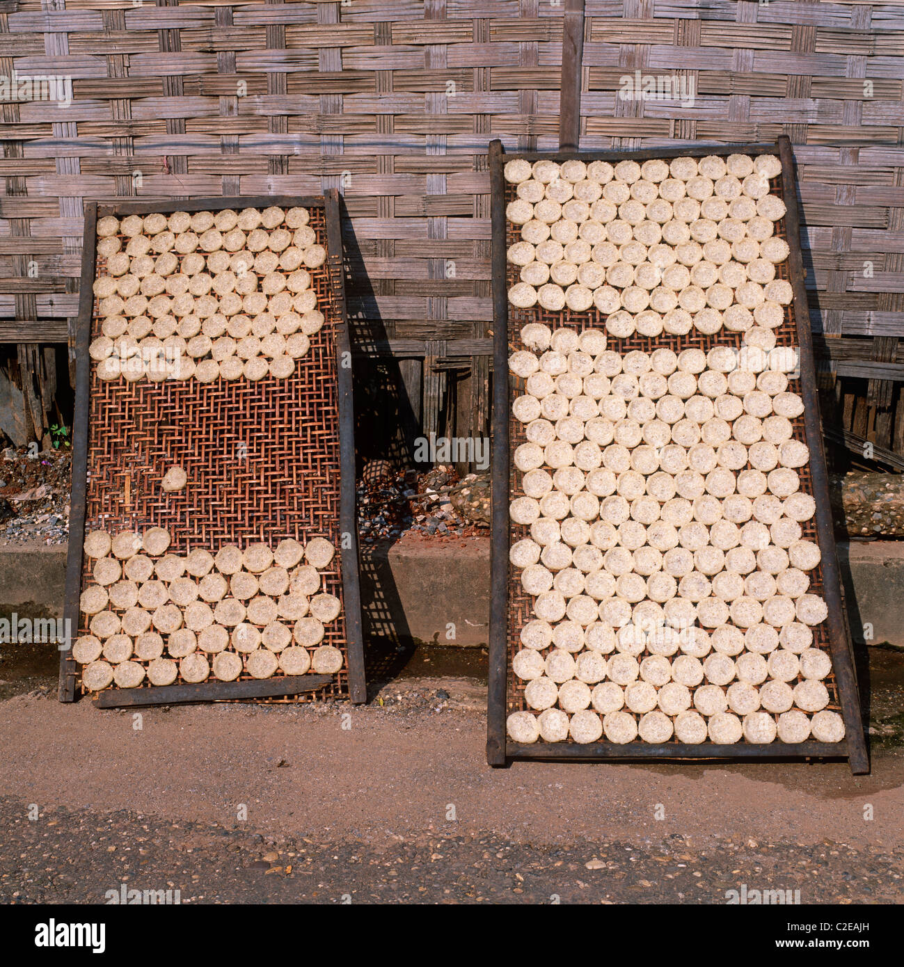 Dried rice cakes hi-res stock photography and images - Alamy