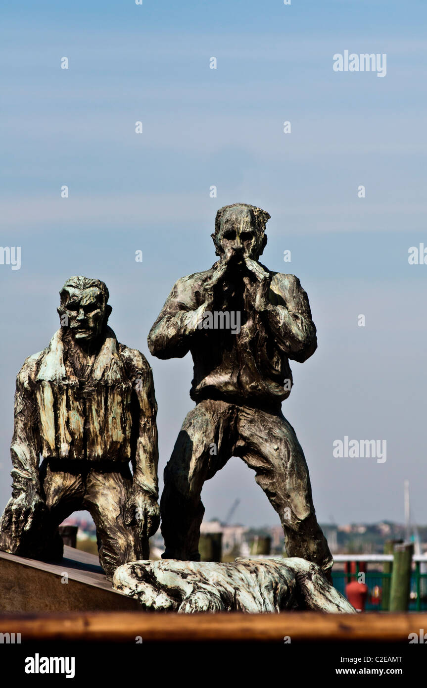 The merchant memorial hi-res stock photography and images - Alamy