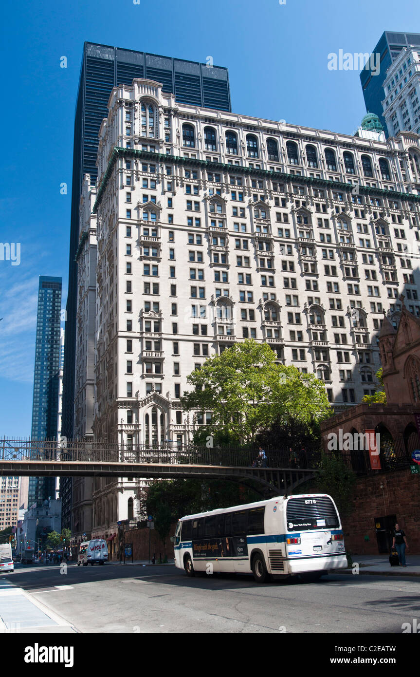 Buss passing Trinity Building, Trinity Place, Financial District, New ...