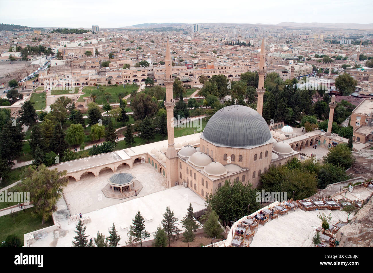Middle eastern mosque hi-res stock photography and images - Alamy