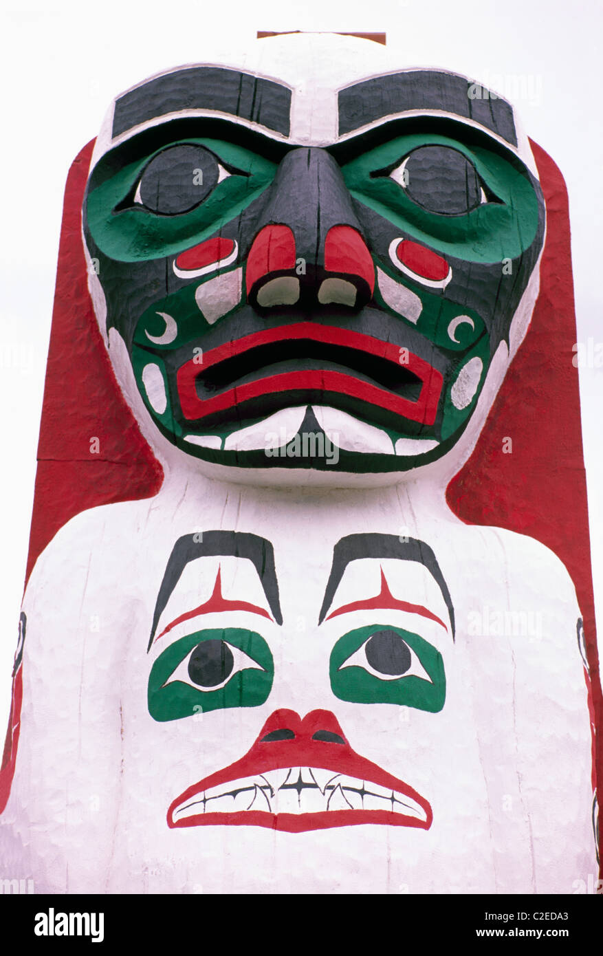 Human figure totem poles hi-res stock photography and images - Alamy