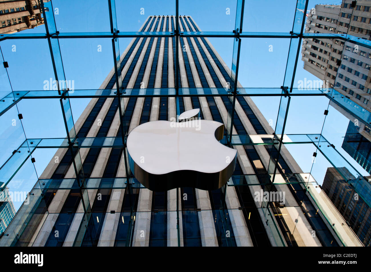 Apple store, Manhattan, new York City, USA Stock Photo - Alamy