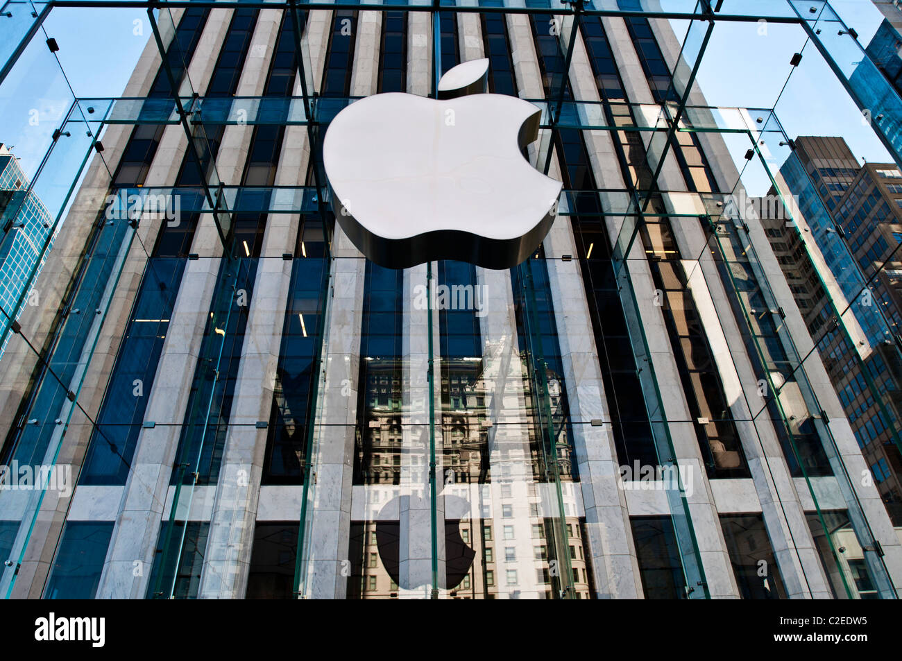 Apple store, Manhattan, new York City, USA Stock Photo - Alamy