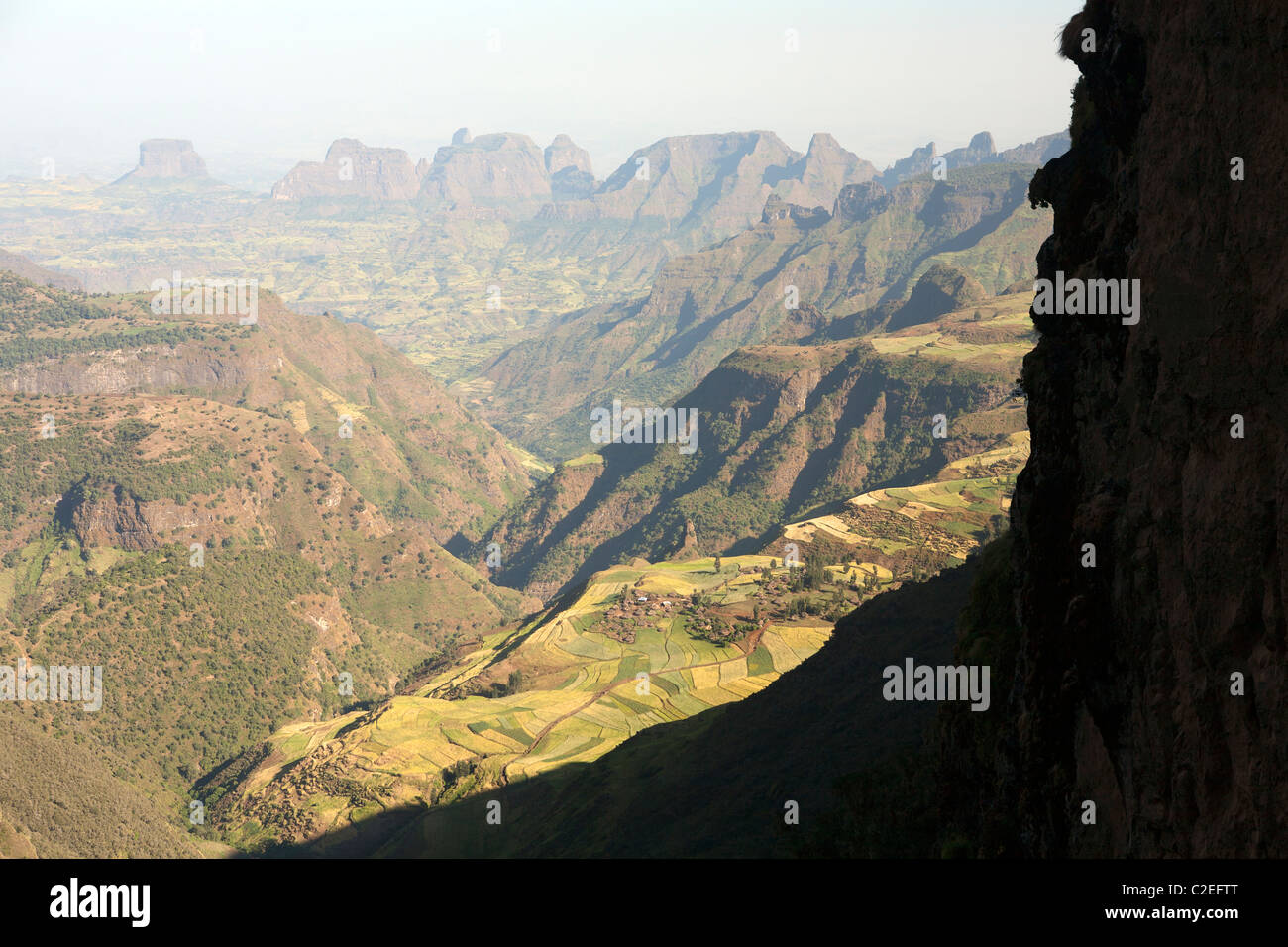 Through the gap view hi-res stock photography and images - Alamy