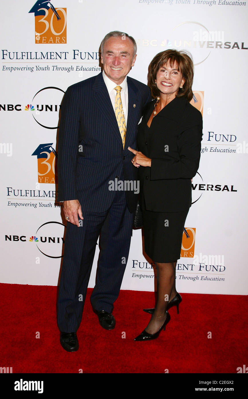 Police Chief William Bratton and wife Stars 2007 Benefit Gala held at ...