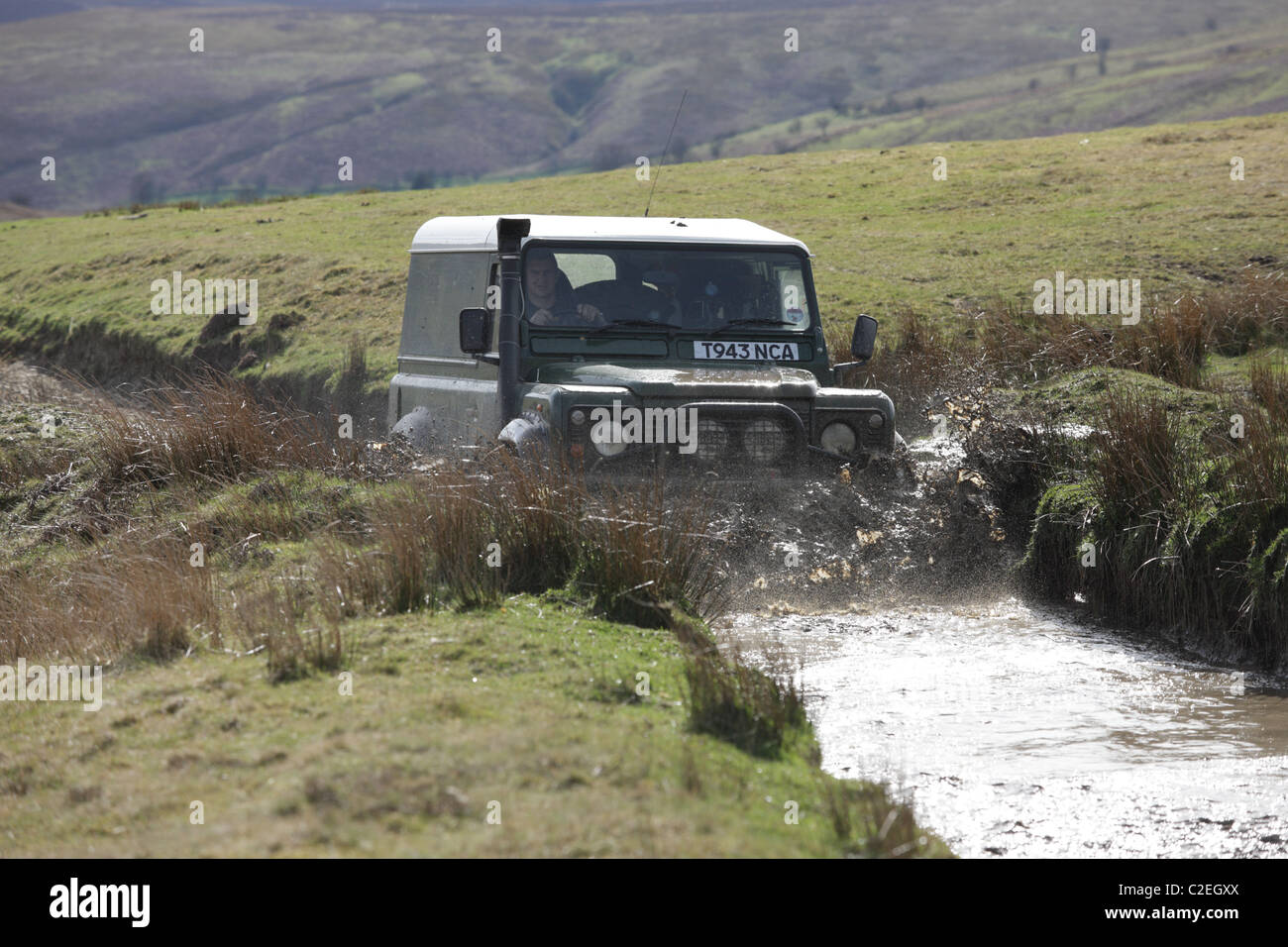 Landrover off road adventure in the UK Stock Photo - Alamy