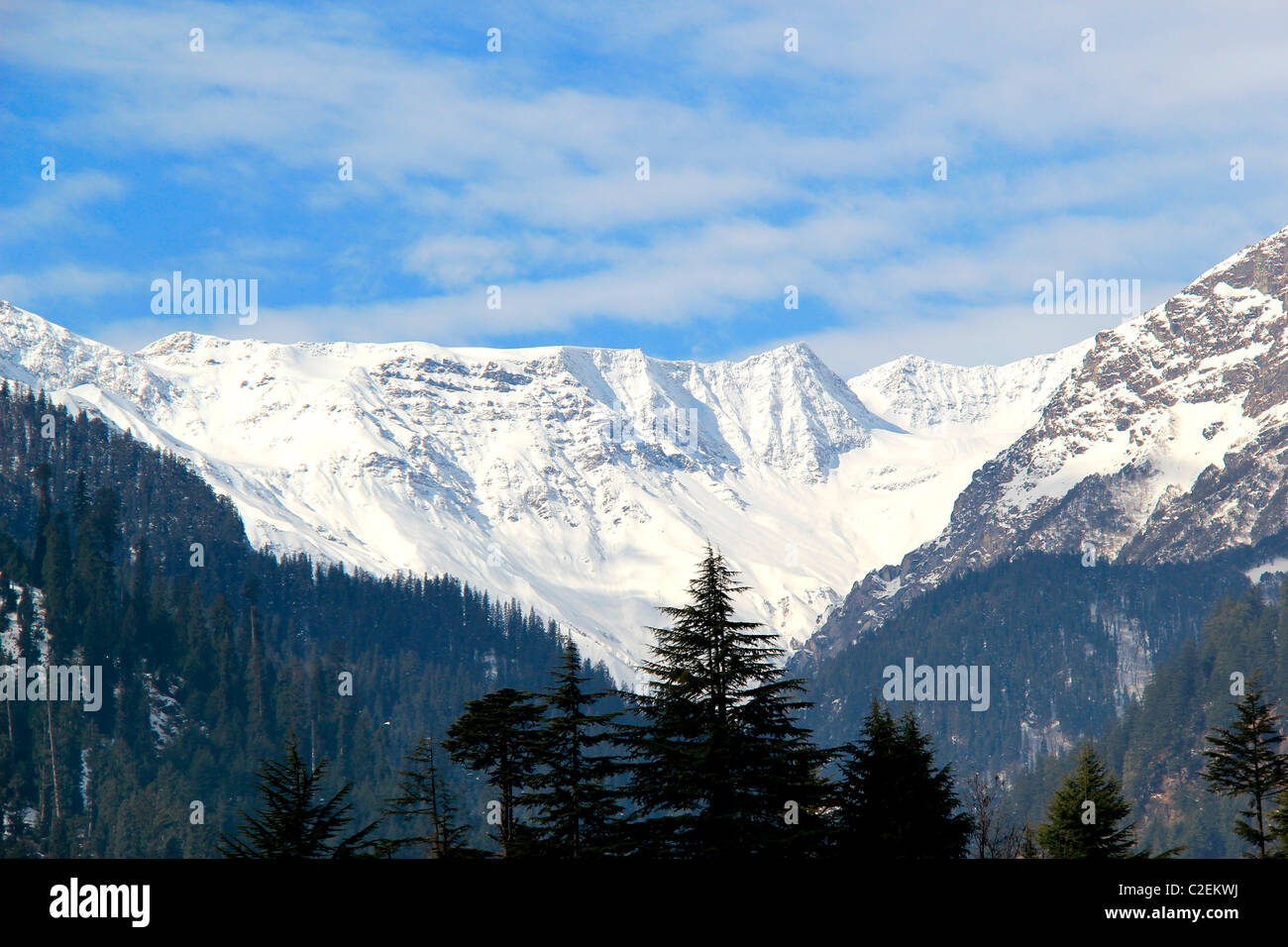 A view of Hills in Manali, Himachal Pradesh, India Stock Photo - Alamy